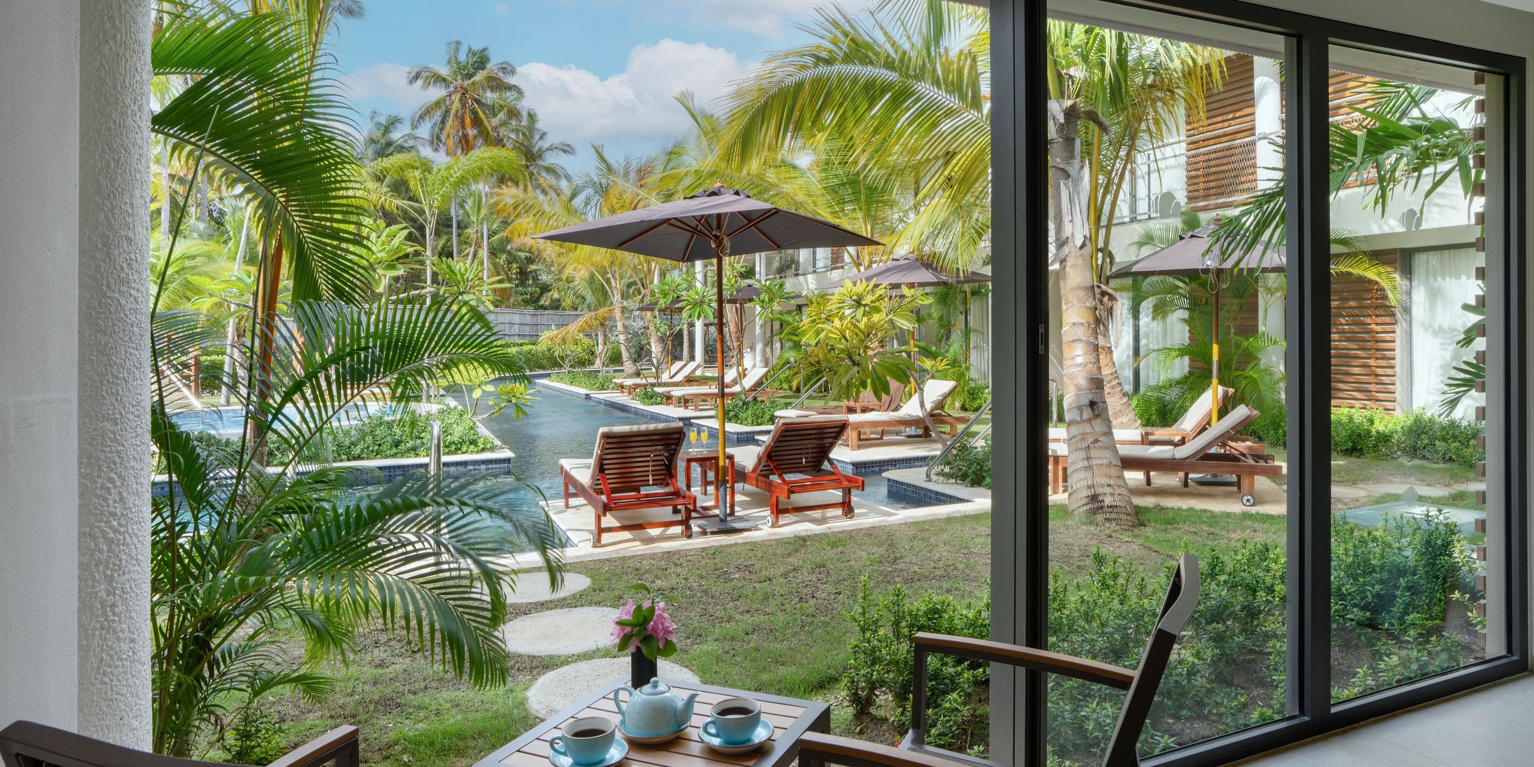 Tami Hunt & Blaine Dreams Flora | Destify Destination Wedding